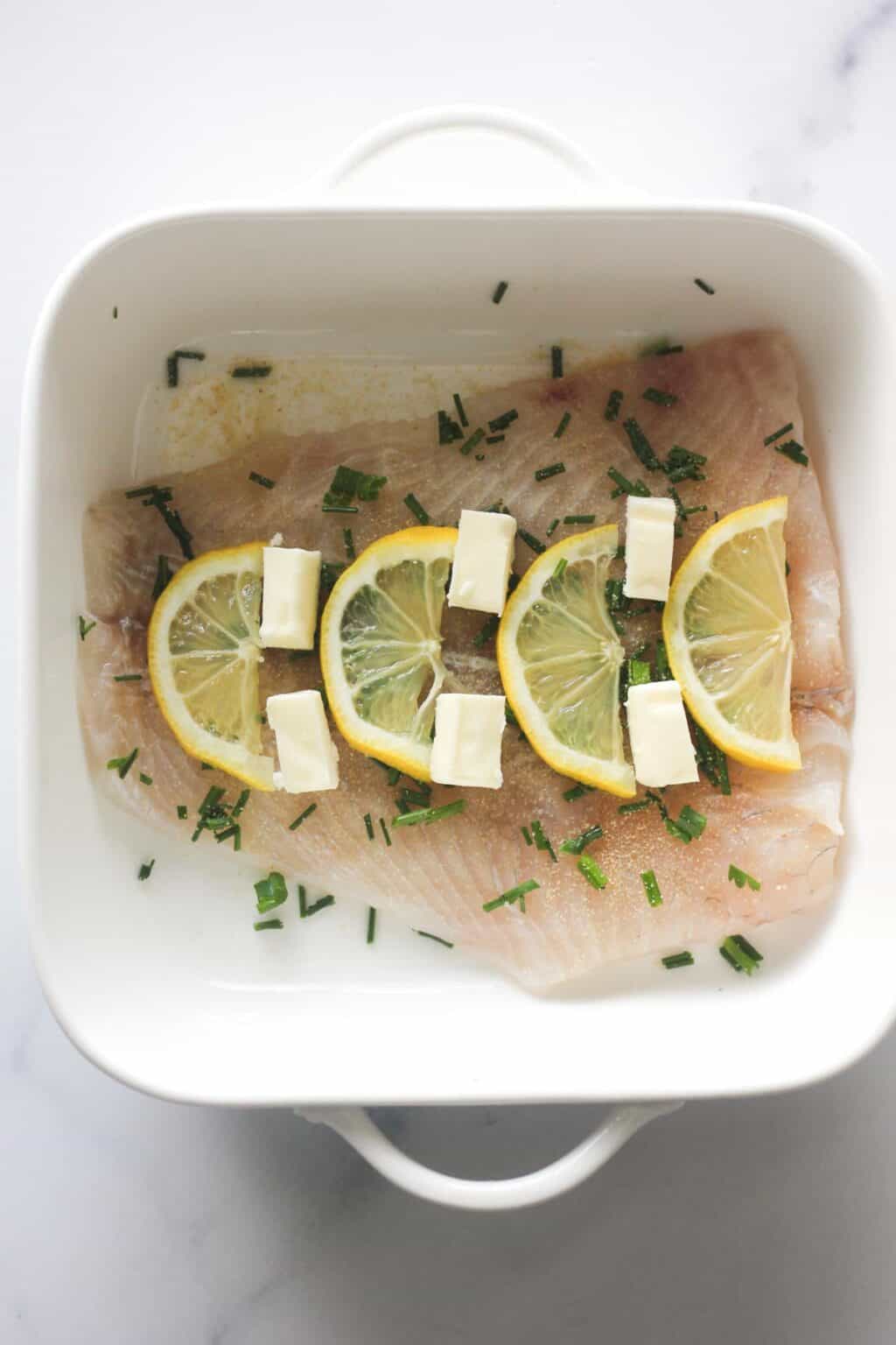 Baked fluke recipe with chives and lemon butter - The Top Meal