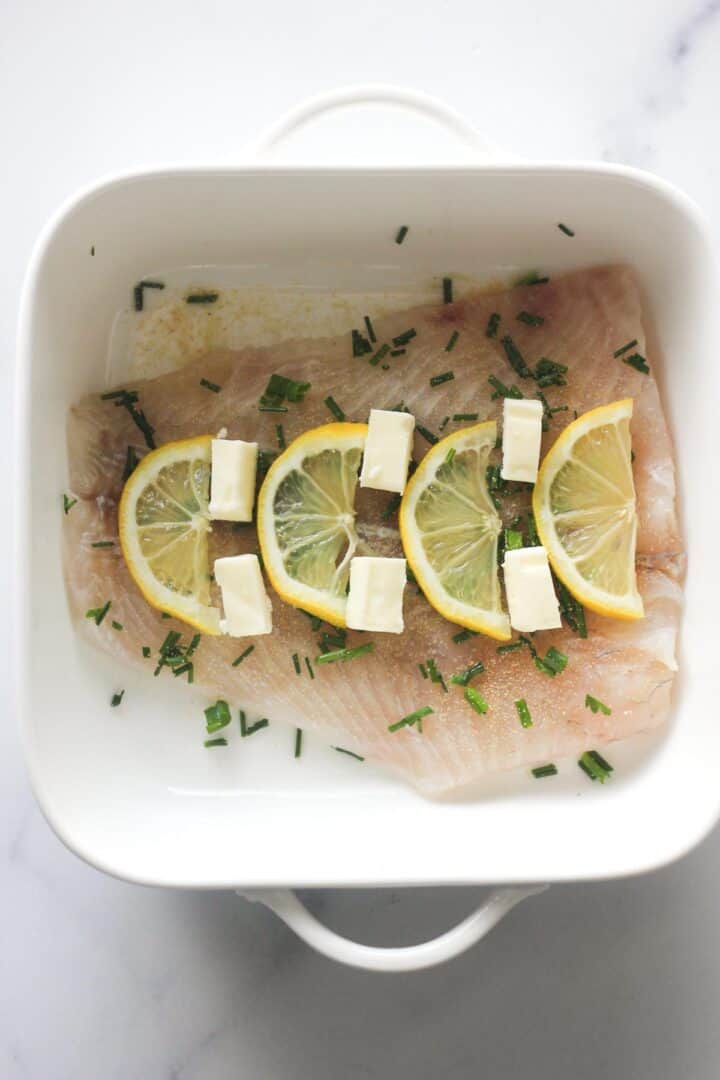 Baked fluke recipe with chives and lemon butter - The Top Meal