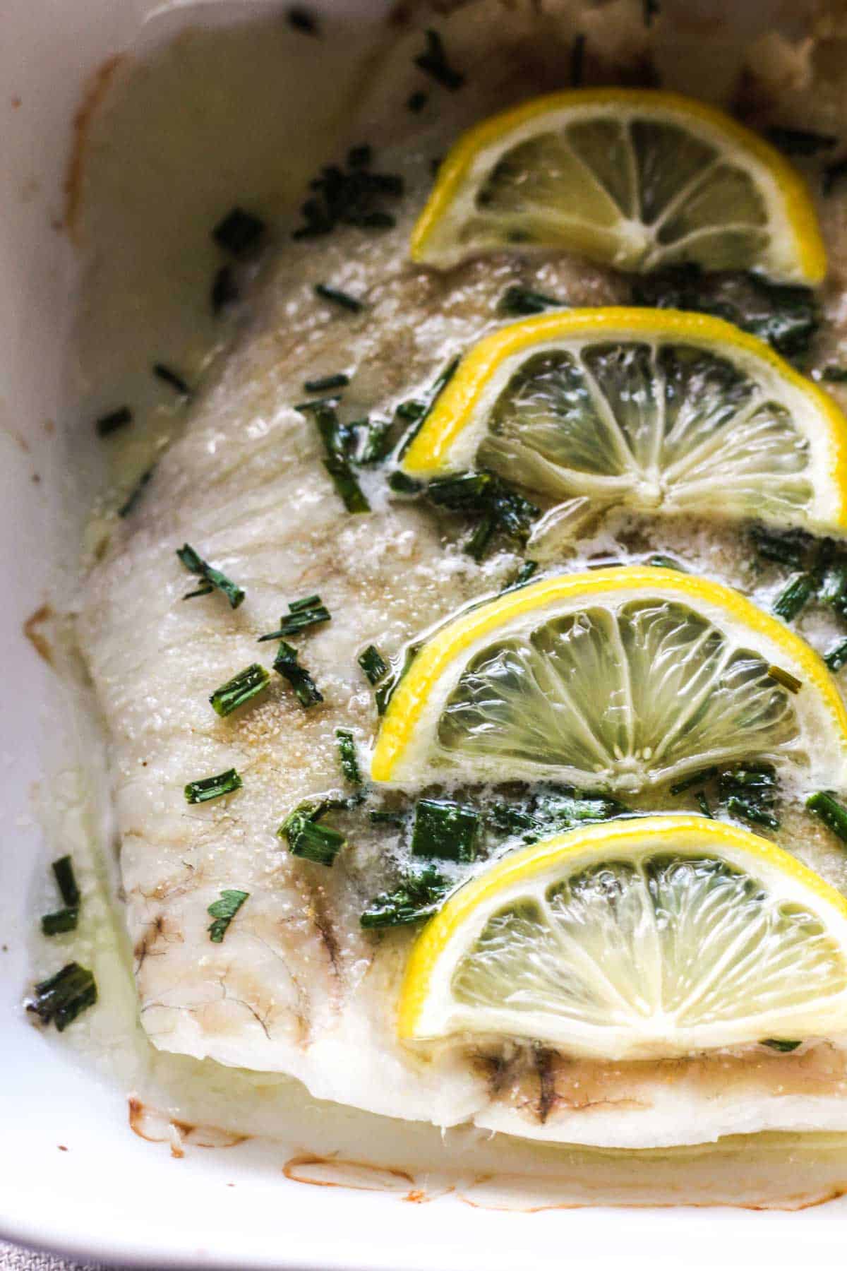 Baked fluke recipe with chives and lemon butter - The Top Meal