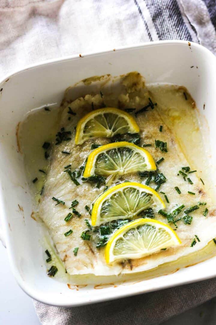 Baked fluke recipe with chives and lemon butter - The Top Meal