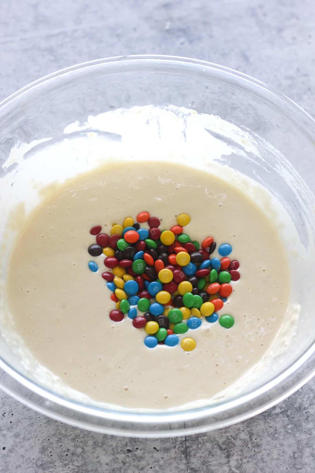 Super Easy M&M Pancakes - The Top Meal