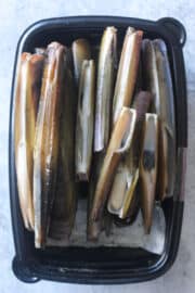EASY Sauteed razor clams Spanish style - The Top Meal