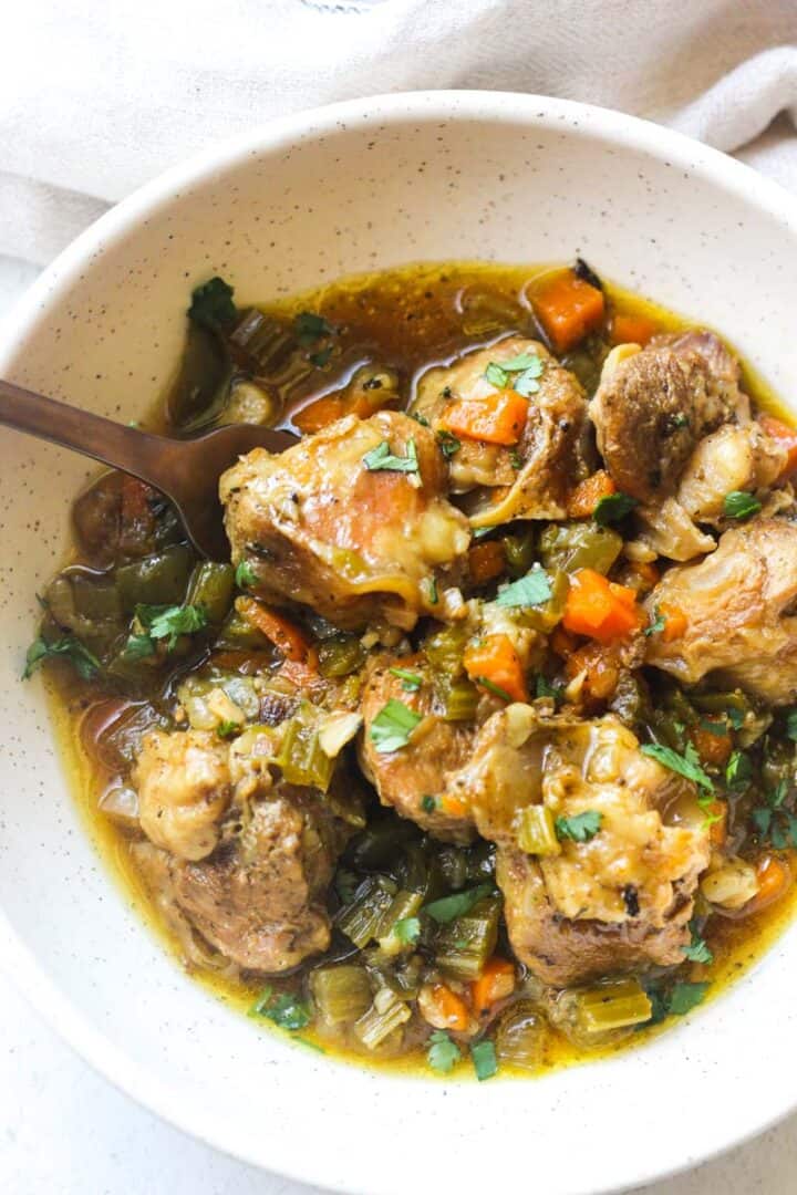 Smothered Turkey Knuckles Recipe - The Top Meal